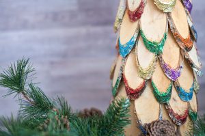 How To Make A Colorful Wood Slice Christmas Tree - Anika's DIY Life