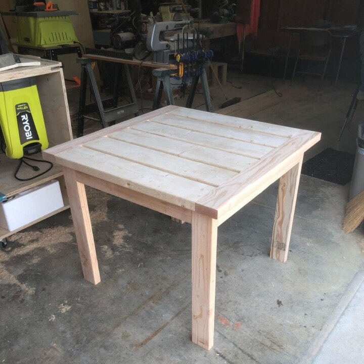 How To Build An Easy DIY Outdoor Dining Table (for Under $50)