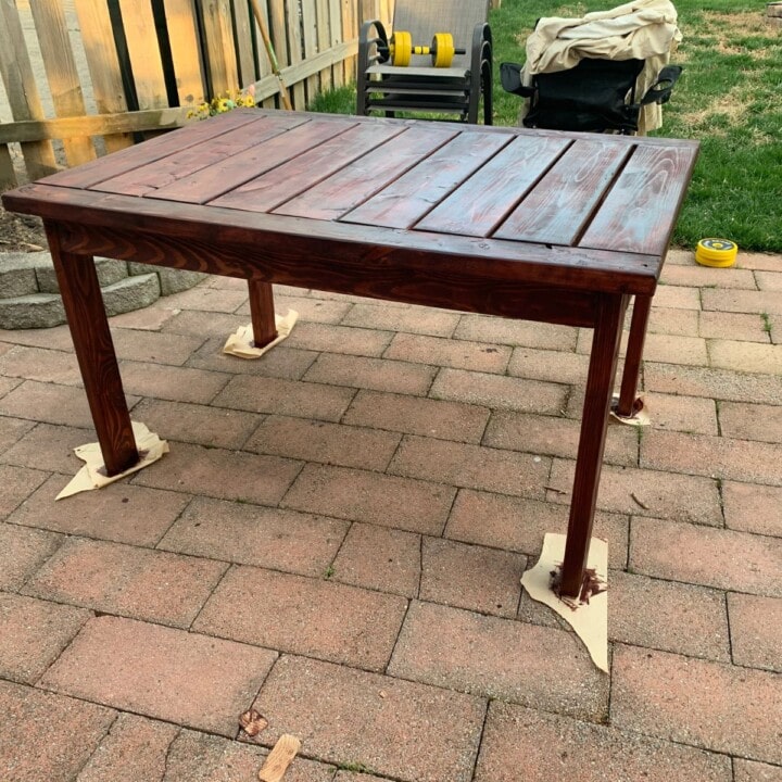 How To Build An Easy DIY Outdoor Dining Table (for Under $50)