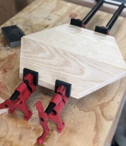 How To Make A DIY Hexagon End Table Using One Board (VIDEO+PLANS)