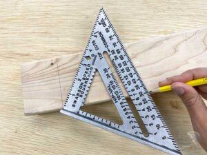 How To Use A Speed Square - The Beginners' Guide - Anika's DIY Life