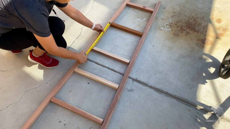 How To Make A DIY Blanket Ladder Using 2 Tools (Plans) - Anika's DIY Life
