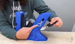 How To Use Kreg Jig 720 + A Review - Step-By-Step - Anika's DIY Life