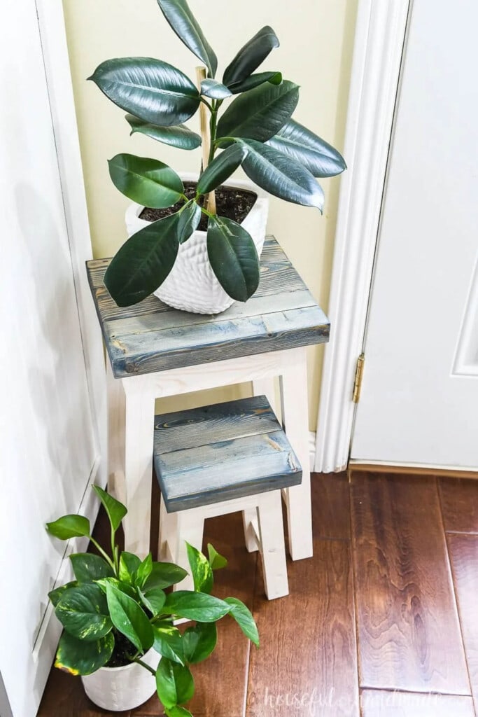 20 Creative & Easy To Make Scrap 2x4 Projects - Anika's DIY Life