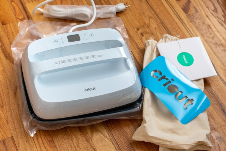 Cricut Easy Press 3 Review: Is It Worth It? - Anika's DIY Life