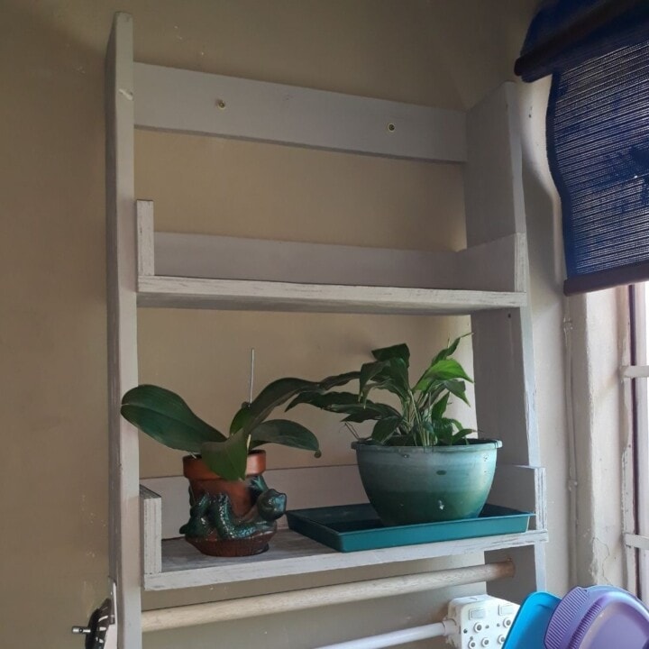 DIY Floating Ladder Shelf - With Plans - Anika's DIY Life