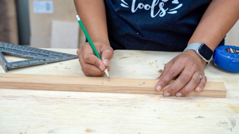 How To Use A Miter Box (Cut Wood Without Power Saws) - Anika's DIY Life