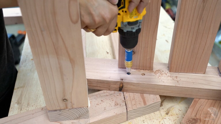 Easy DIY 2x4 Chair Plans - Outdoor Dining Chair - Anika's DIY Life