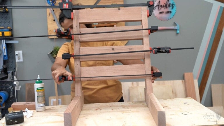 Easy DIY 2x4 Chair Plans - Outdoor Dining Chair - Anika's DIY Life