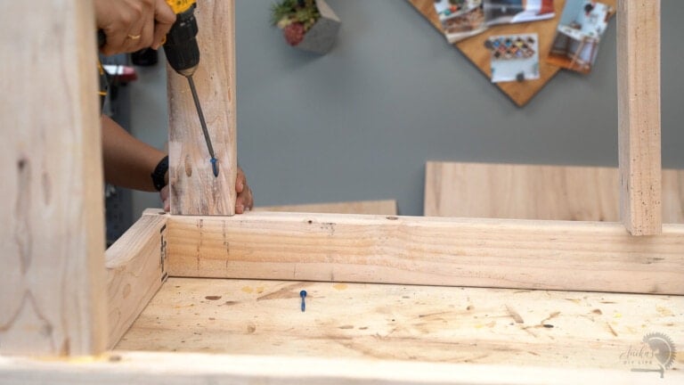 DIY Planer Stand With Storage And Folding Outfeed Table