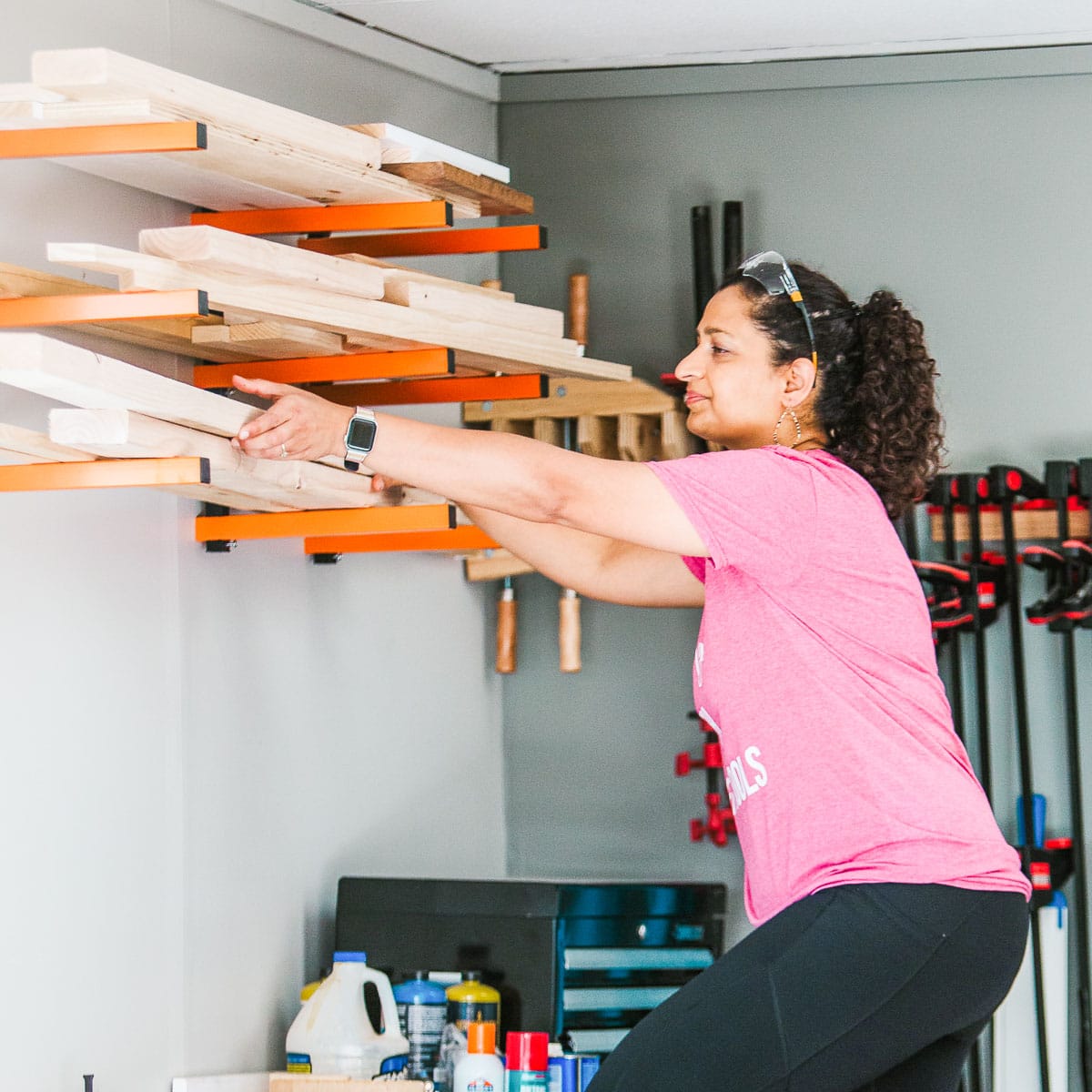 How To Use A Router: For Beginner Woodworkers - Anika's DIY Life