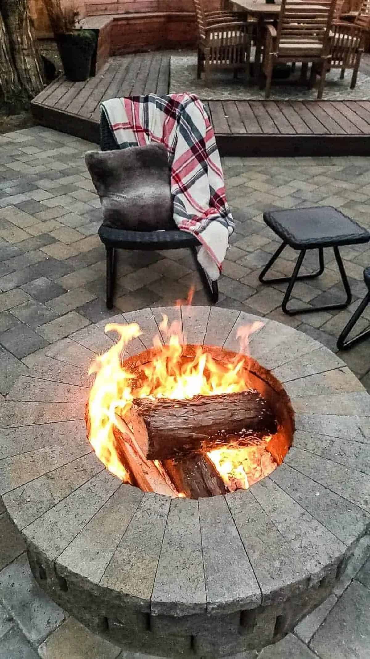 25 Easy DIY Fire Pit Ideas For Your Yard - Anika's DIY Life