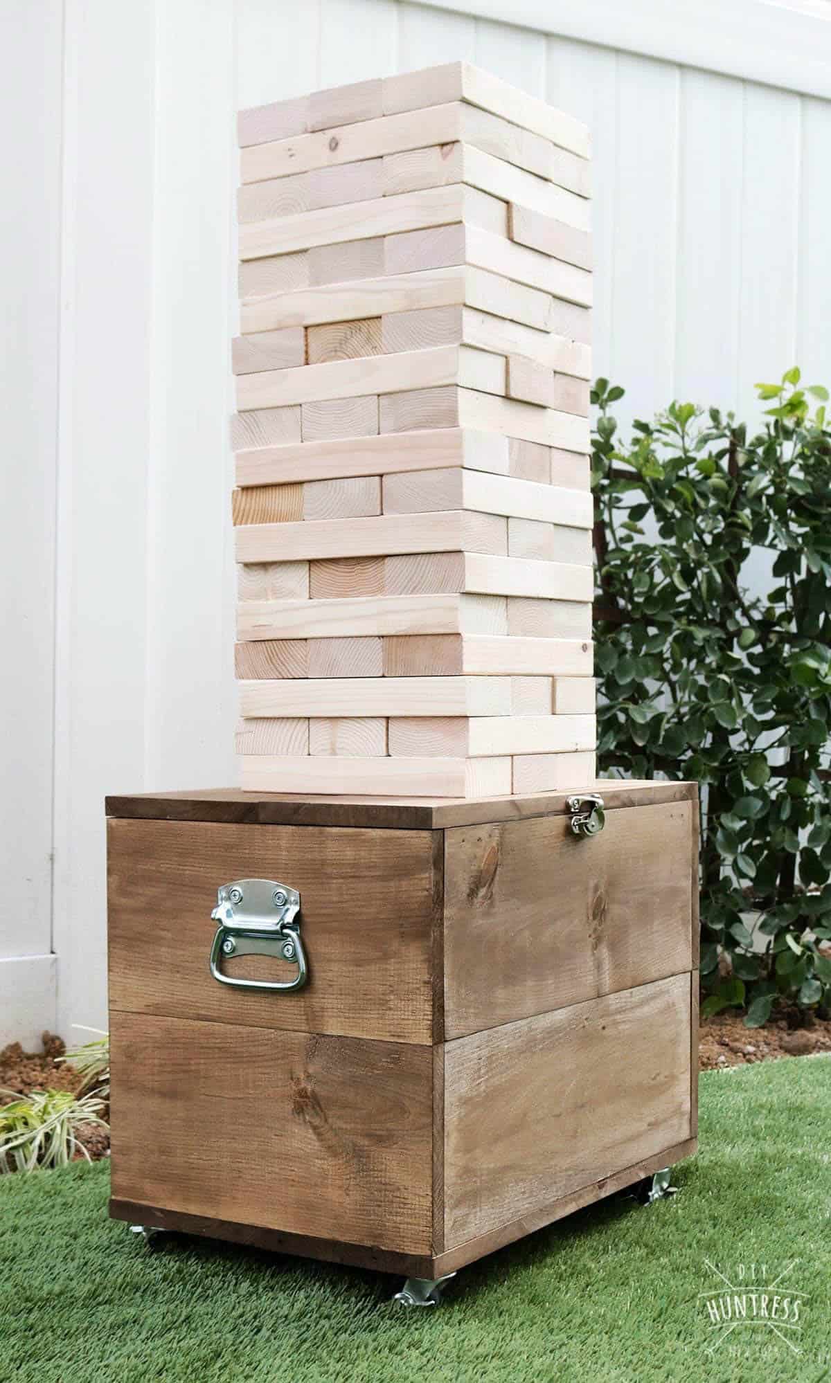 25 Fun DIY Yard Games For This Summer - Anika's DIY Life