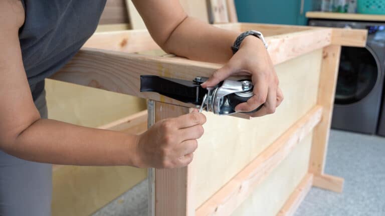 How To Build An Easy DIY Workbench With Storage