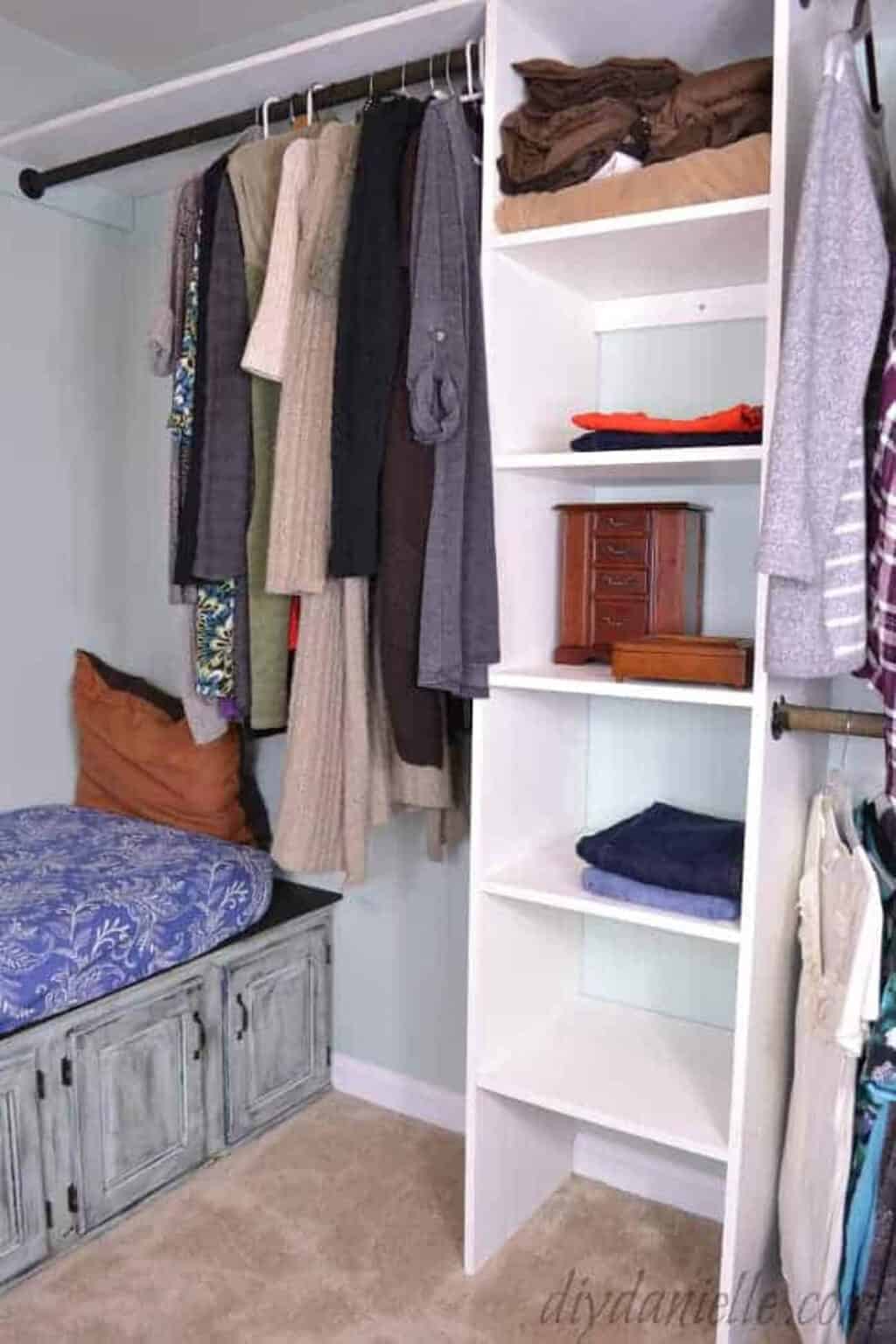 25 Easy-To-Build DIY Closet Organizer Ideas For Any Closet - Anika's ...