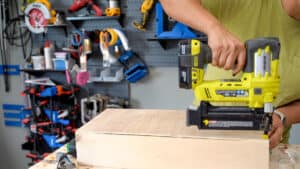 How To Build A DIY Small Mobile Workbench With Storage