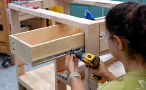 How To Build A DIY Small Mobile Workbench With Storage