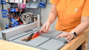 How To Use A Table Saw For Beginners - Anika's DIY Life