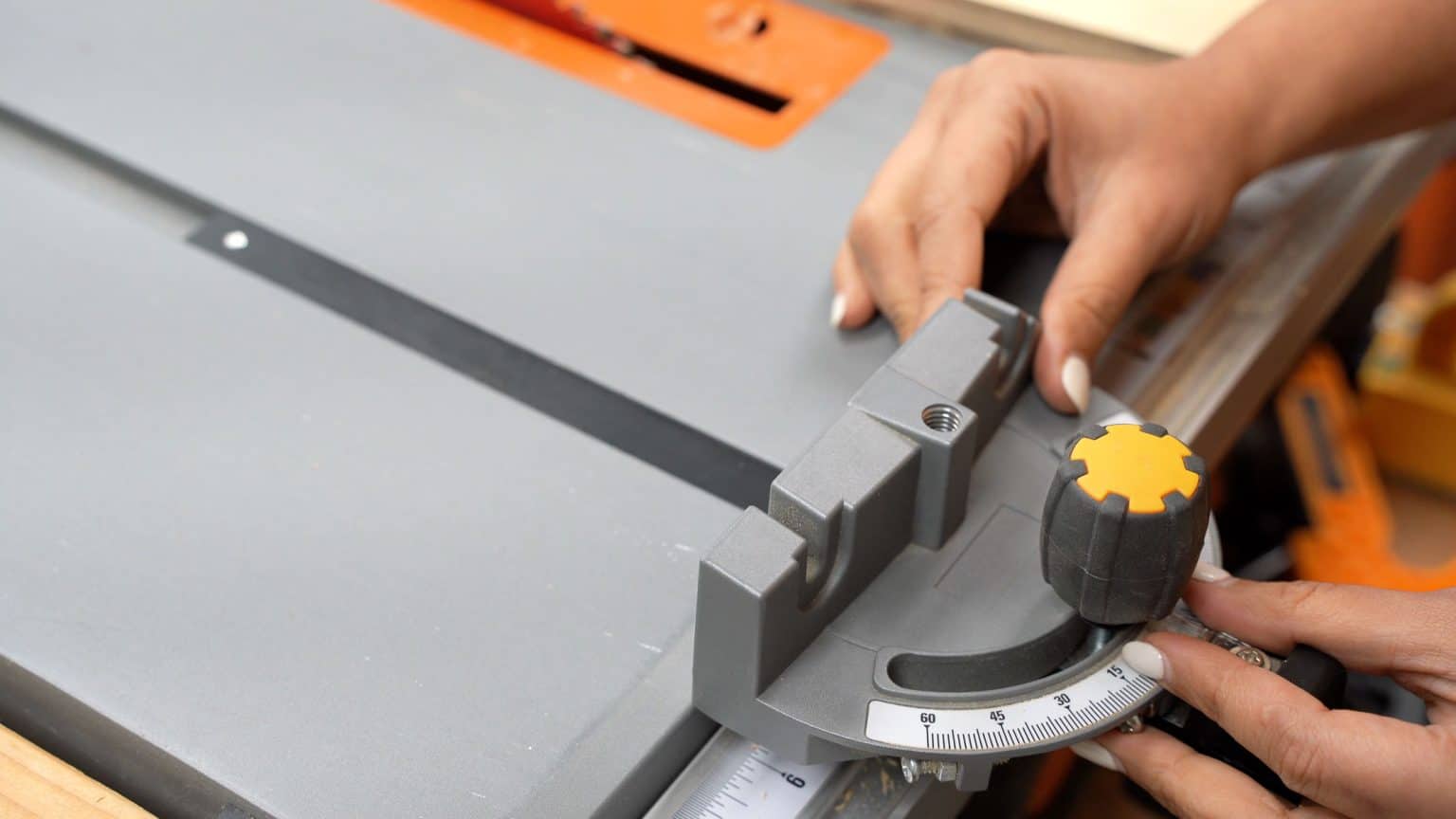 How To Use A Table Saw For Beginners - Anika's DIY Life