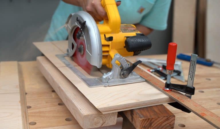 How To Make A French Cleat - 2 Easy Ways - Anika's DIY Life