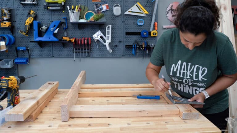 How To Build A DIY Table Saw Stand For Small Shops - Anika's DIY Life