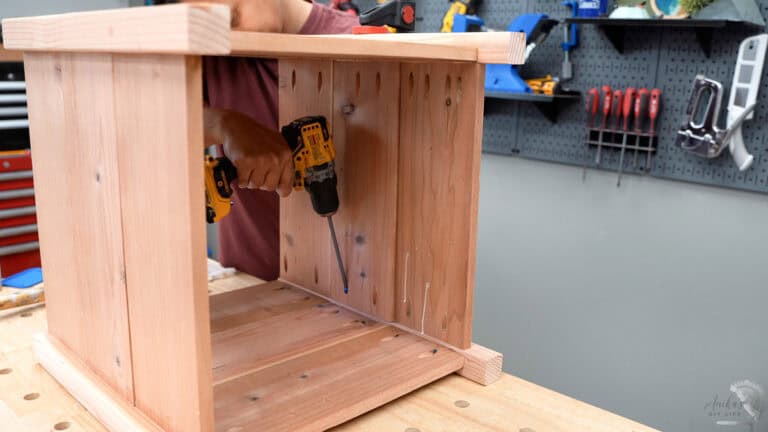 How To Build A Easy Beginner-Friendly DIY Planter Bench - Anika's DIY Life